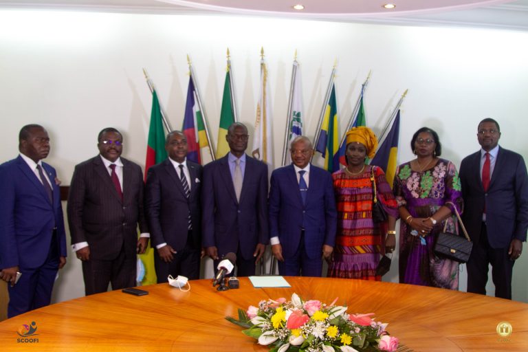 Photothèque - BVMAC: Bourse des Valeurs Mobilières de l'Afrique Centrale